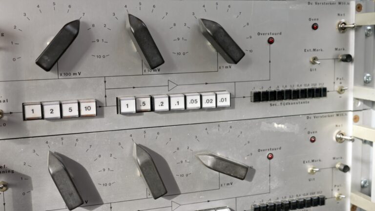 Moon Echo - Moon Bounce and Experimental Delay - Hainbach